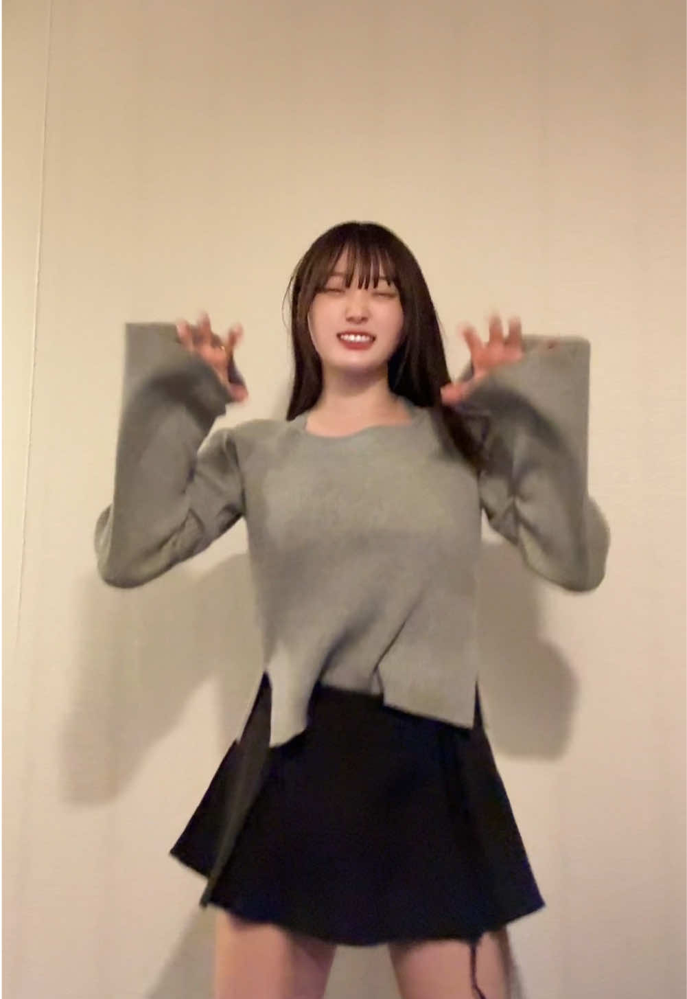 ゆうなの真似〜😎 | じゅんなJUNNA♊️👯 (@jun1515)