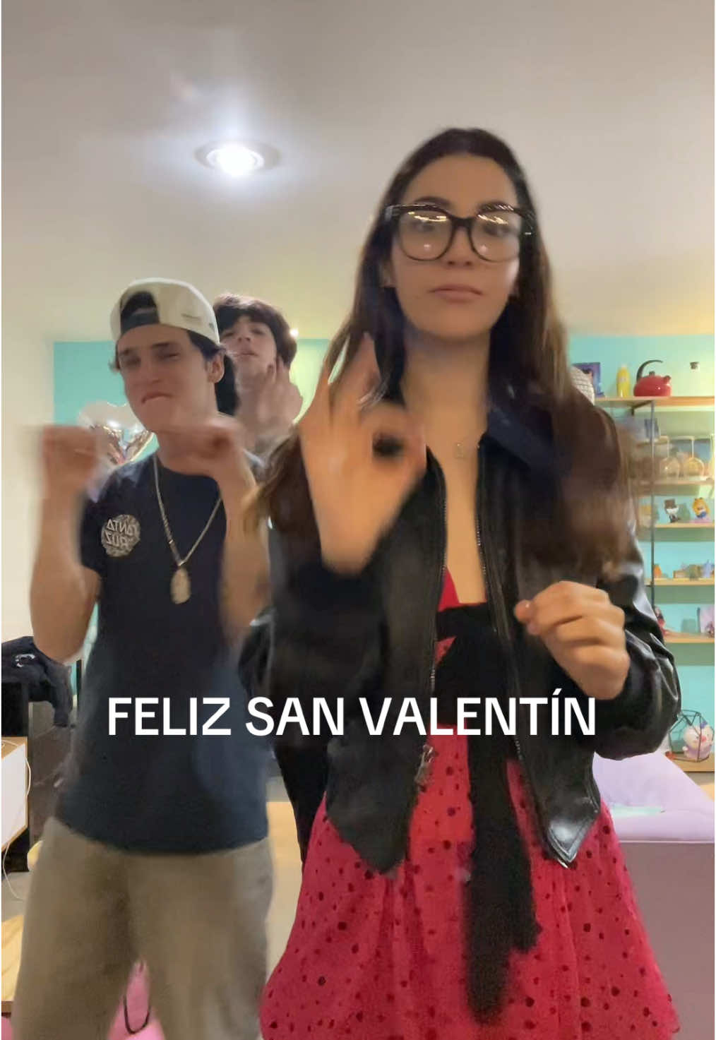 FELIZ SAN VALENTIN @robertosaracho | Ixchy (@ixchyyy)