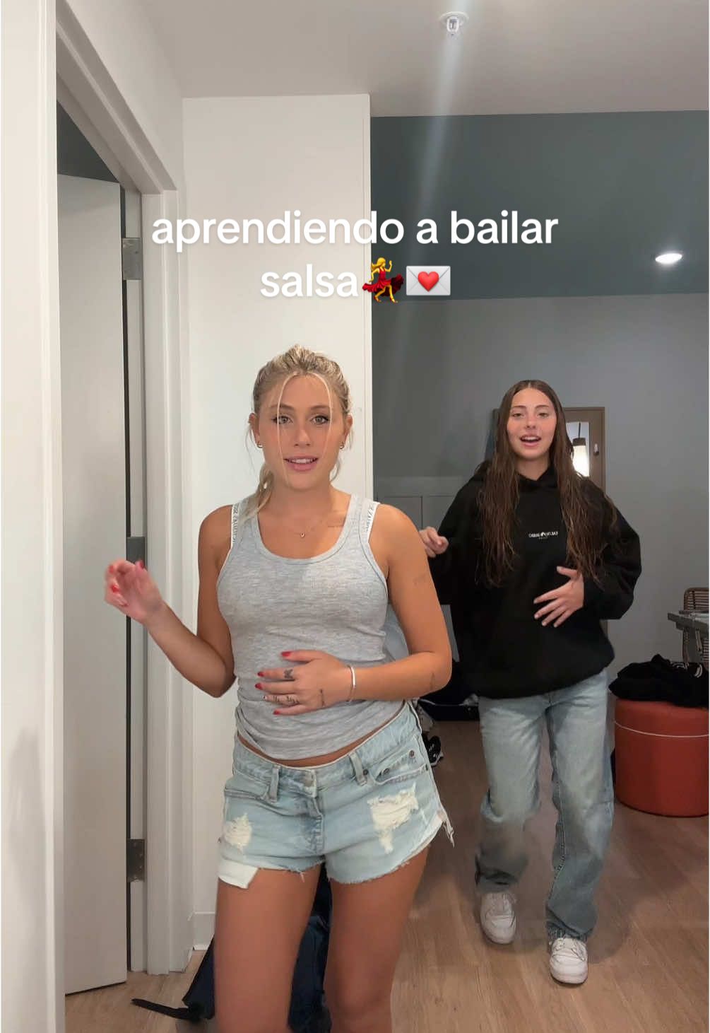 jajajaja no se bailar | Valen:) (@valentinachait)