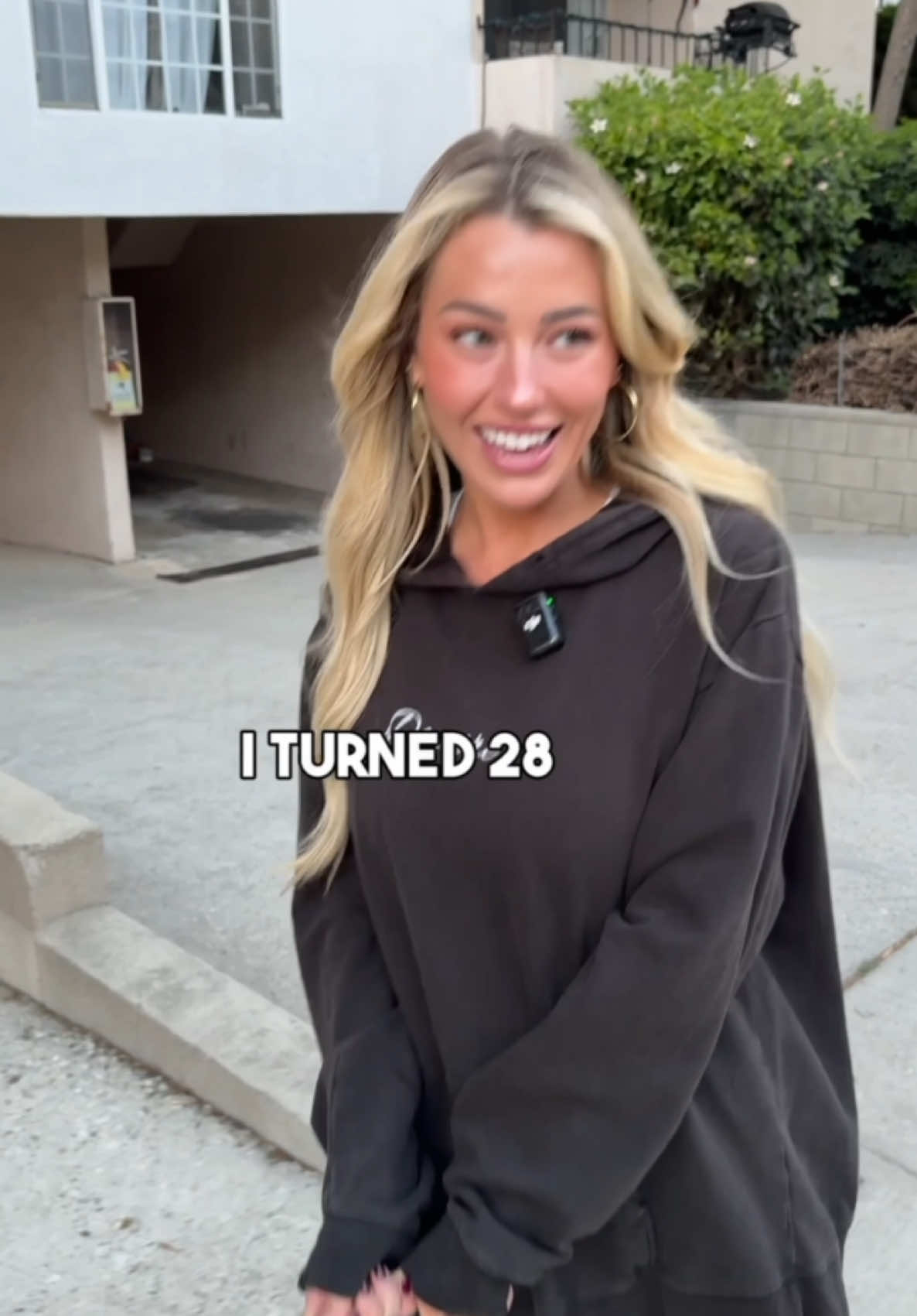 Hope your year was better than mine 😂 | Jadelyn (@jadelynmusic)
