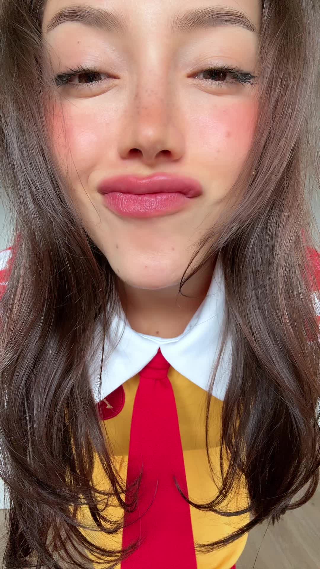 Queenruthlee💜 Lips Queen 👸🏻 (@queenruthlee) - Urlebird