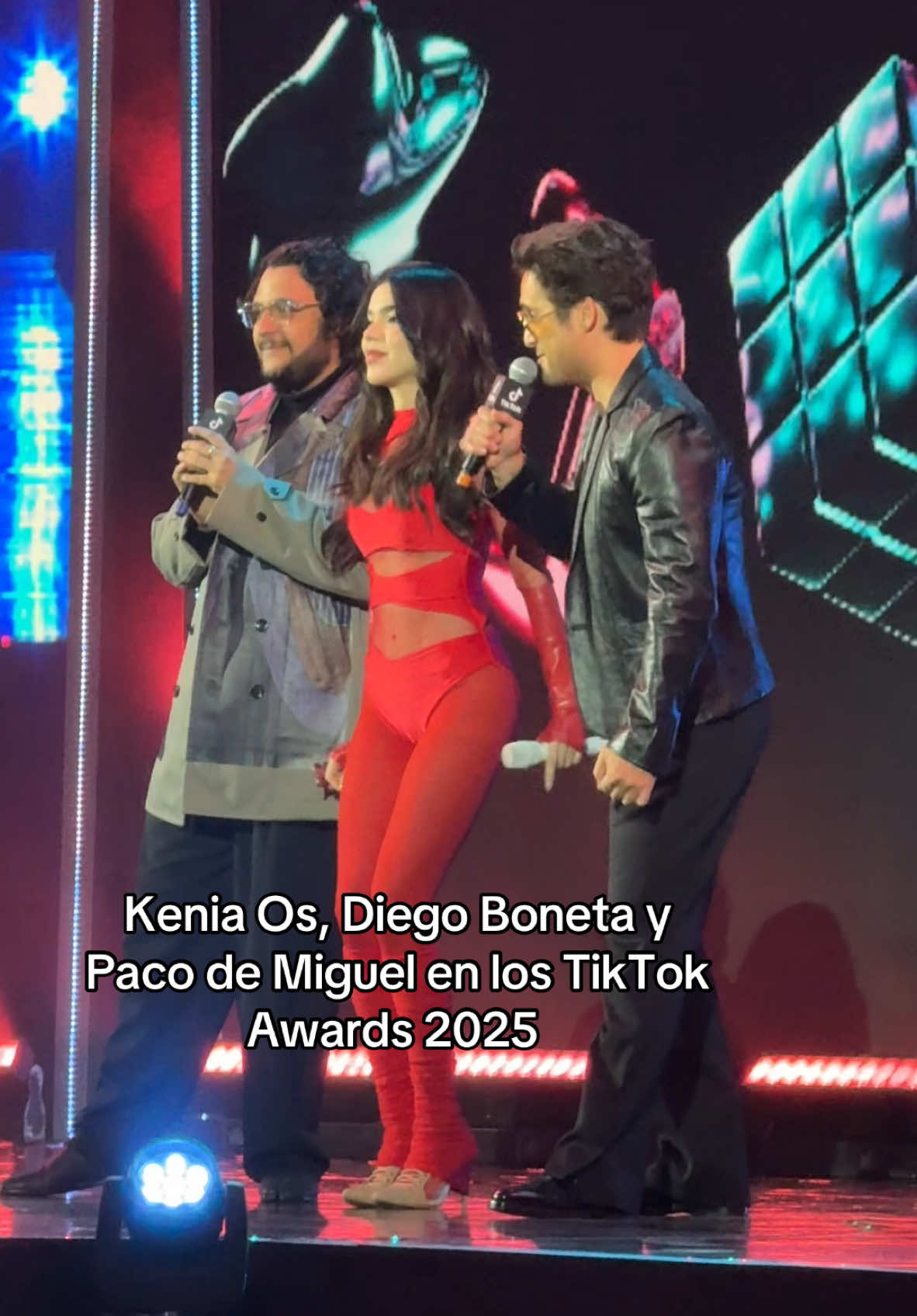 Kenia Os, Diego Boneta y Paco de Miguel | Antonio Betancourt (@antonio_betancourt)