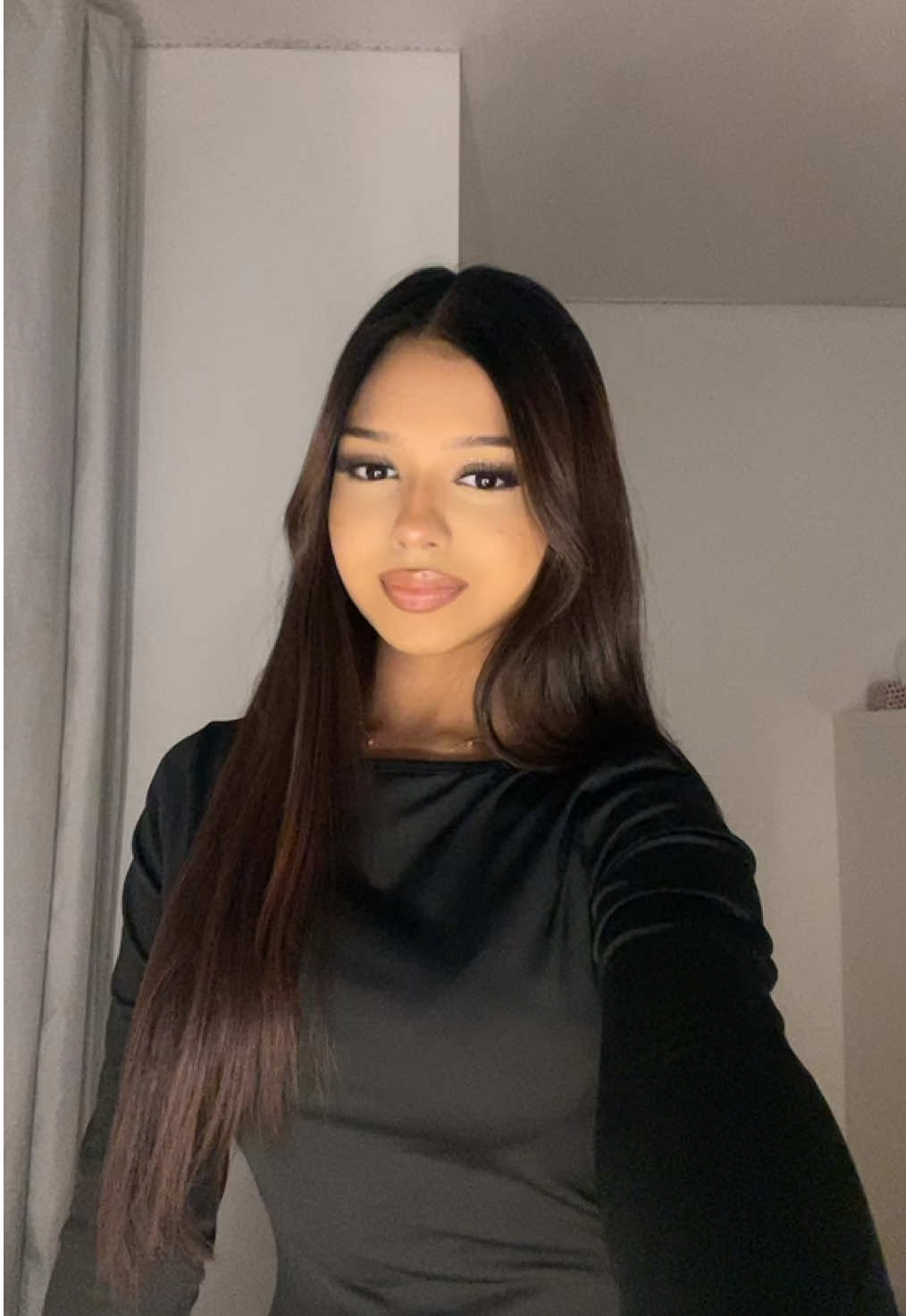 trop tard trop tard le mal est fait | 𝓗 (@humayara.kabir)