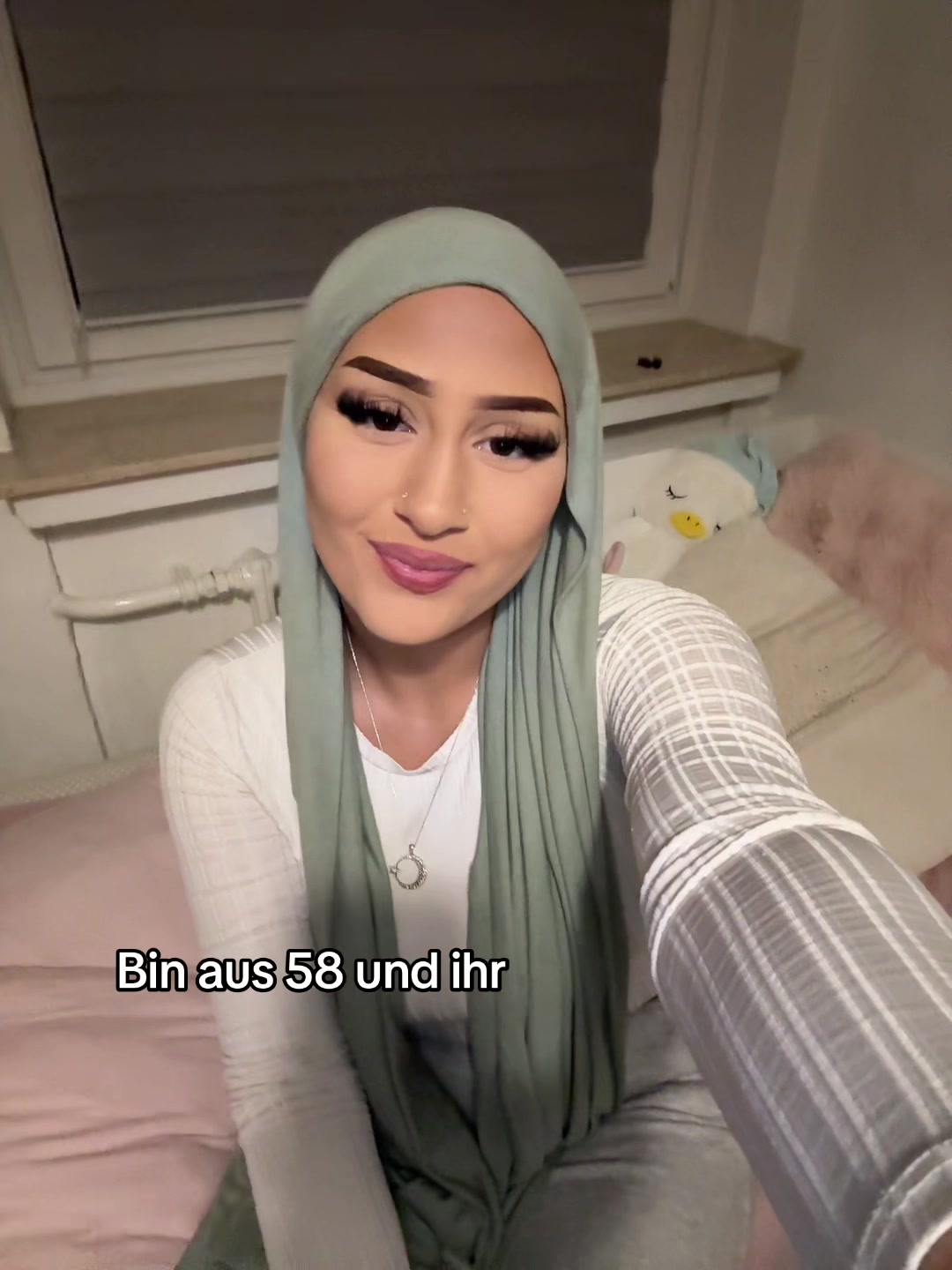 Zeyno (@zeynohijabi58) - Urlebird