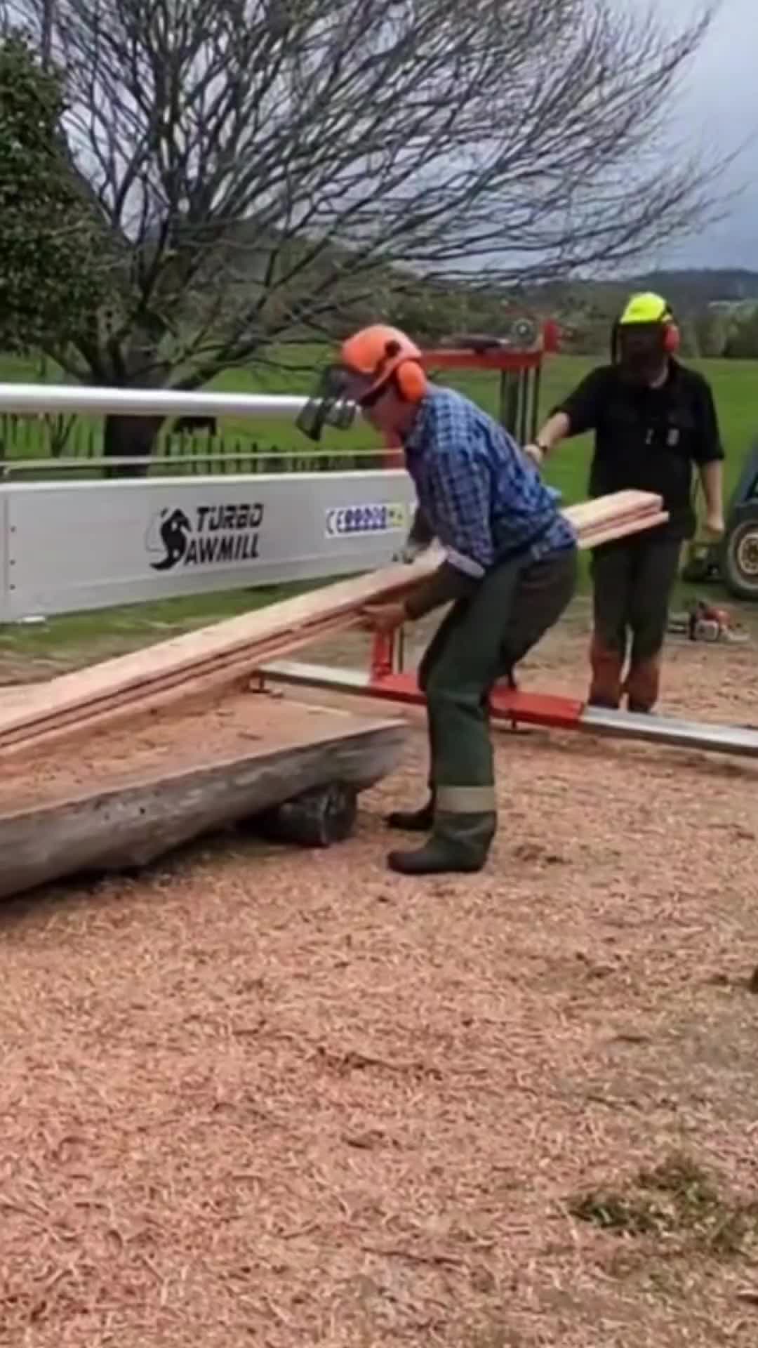 🦄 @turbosawmillofficial - Turbosawmill - TikTok