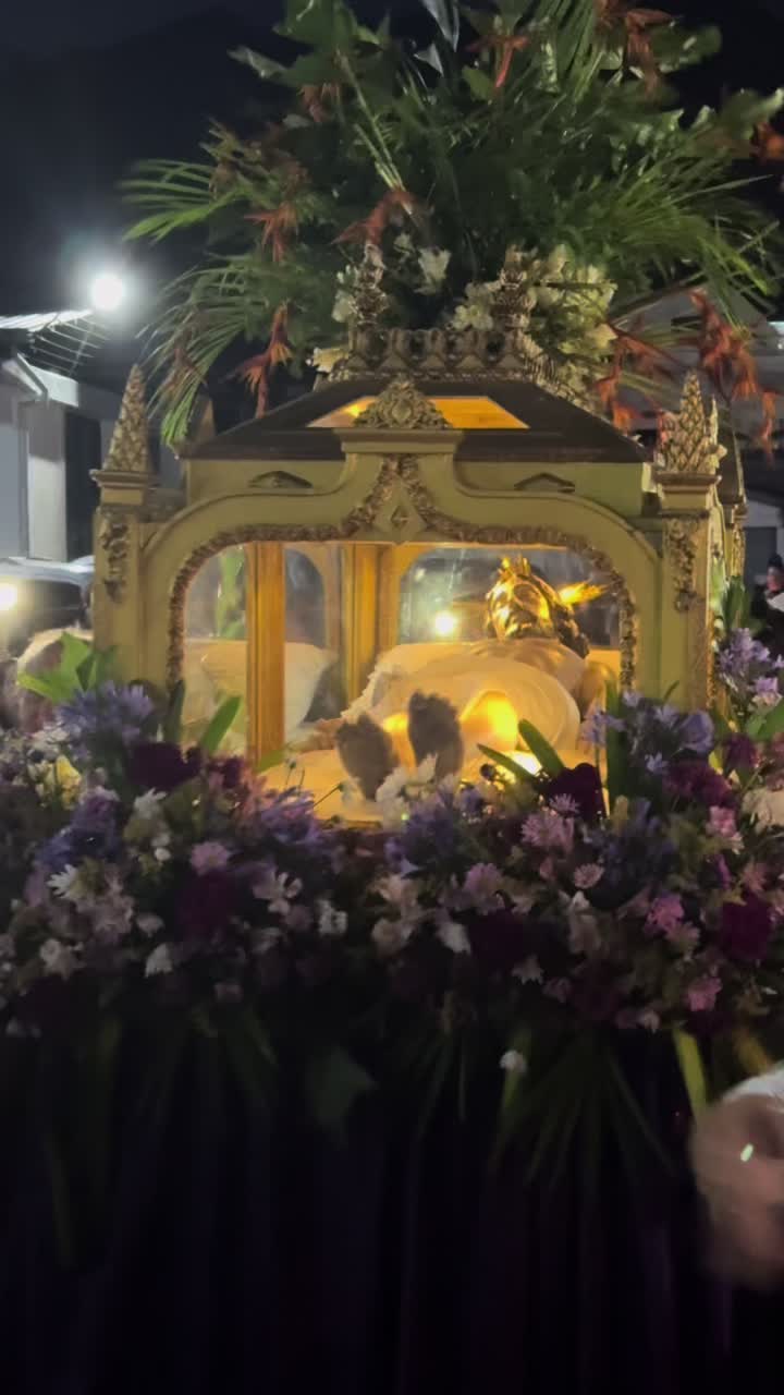 Silencio, que el Rey duerme🙏 Encuentro | parroquiamilagrosamcy ...