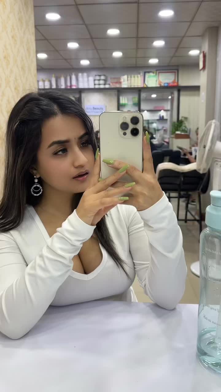 #dikshyakarki | Dikshya Karki (@dikshya_karkii)