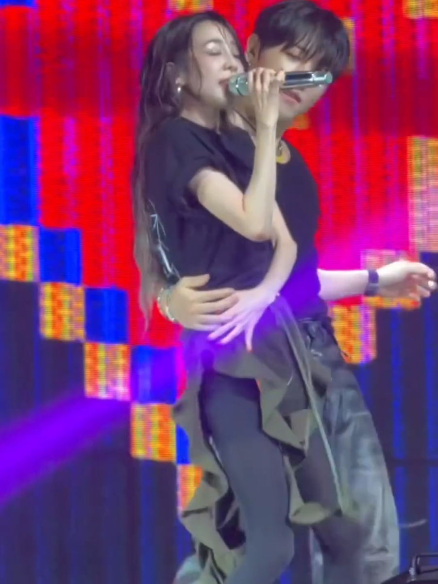 Only exists in the world of Chaera 😝 | ComberFew (@comberfew)