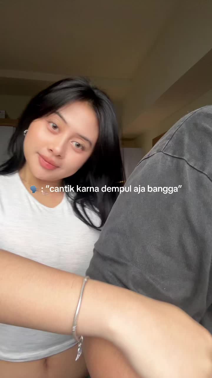 kara (@kkara000) - Urlebird