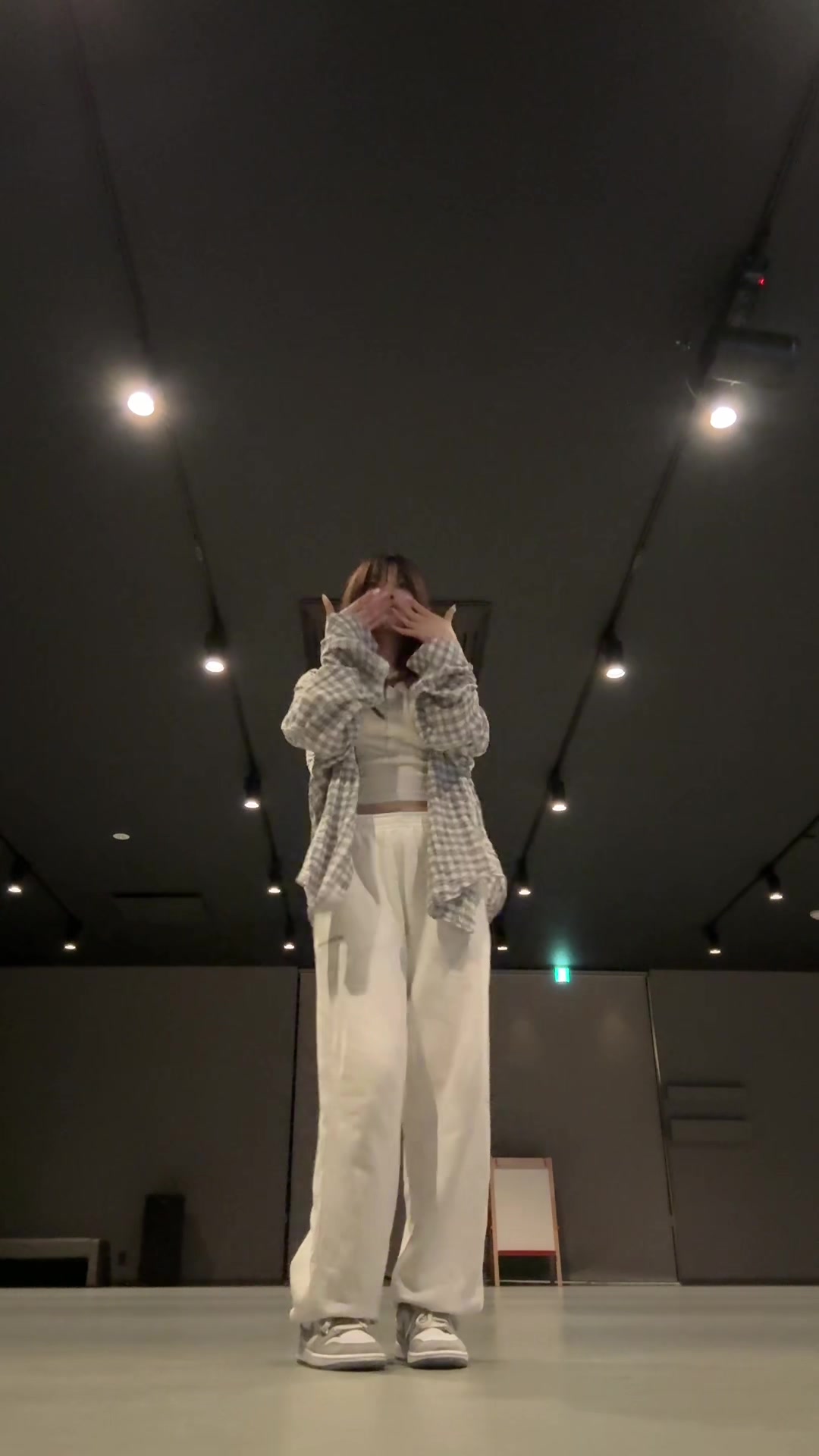 konon ୨୧ (@konon_) - Urlebird