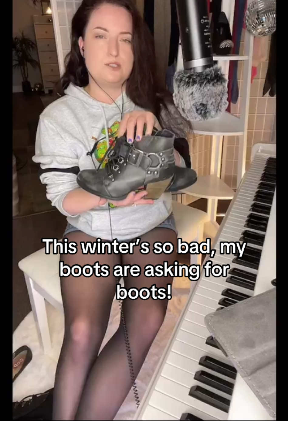 They weren’t kidding when they said it | 🎹 Nylons ROCK 🎹 (@nylonsrock)