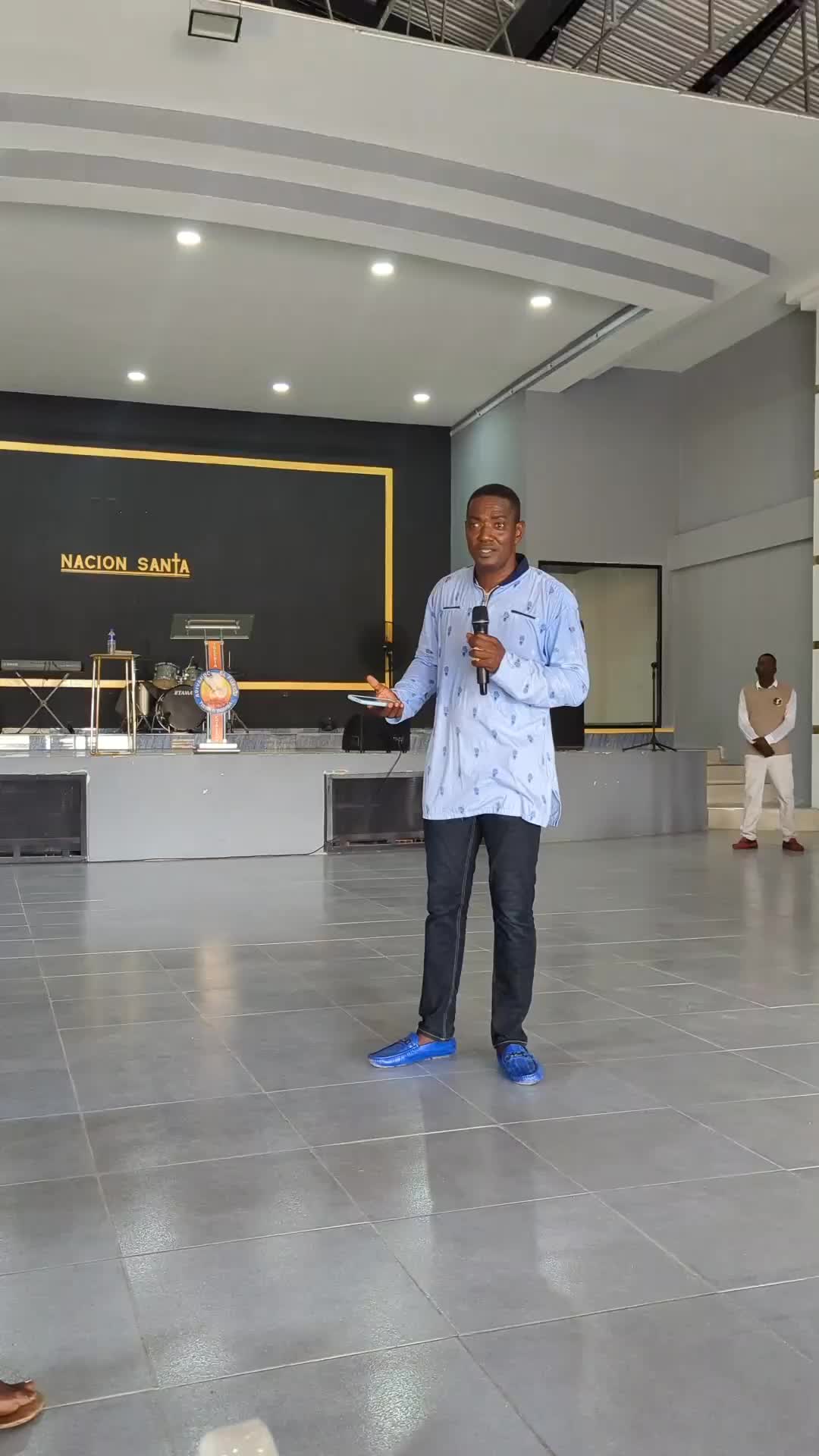 MICHEL MARTINEZ OFICIAL (@michelmartinez_oficial) - Urlebird