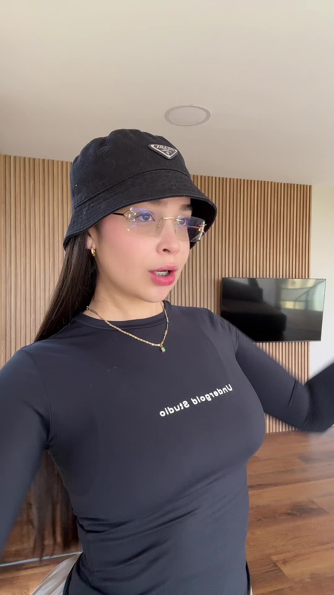 Natalia Salas (@nataliasalasv) - Urlebird