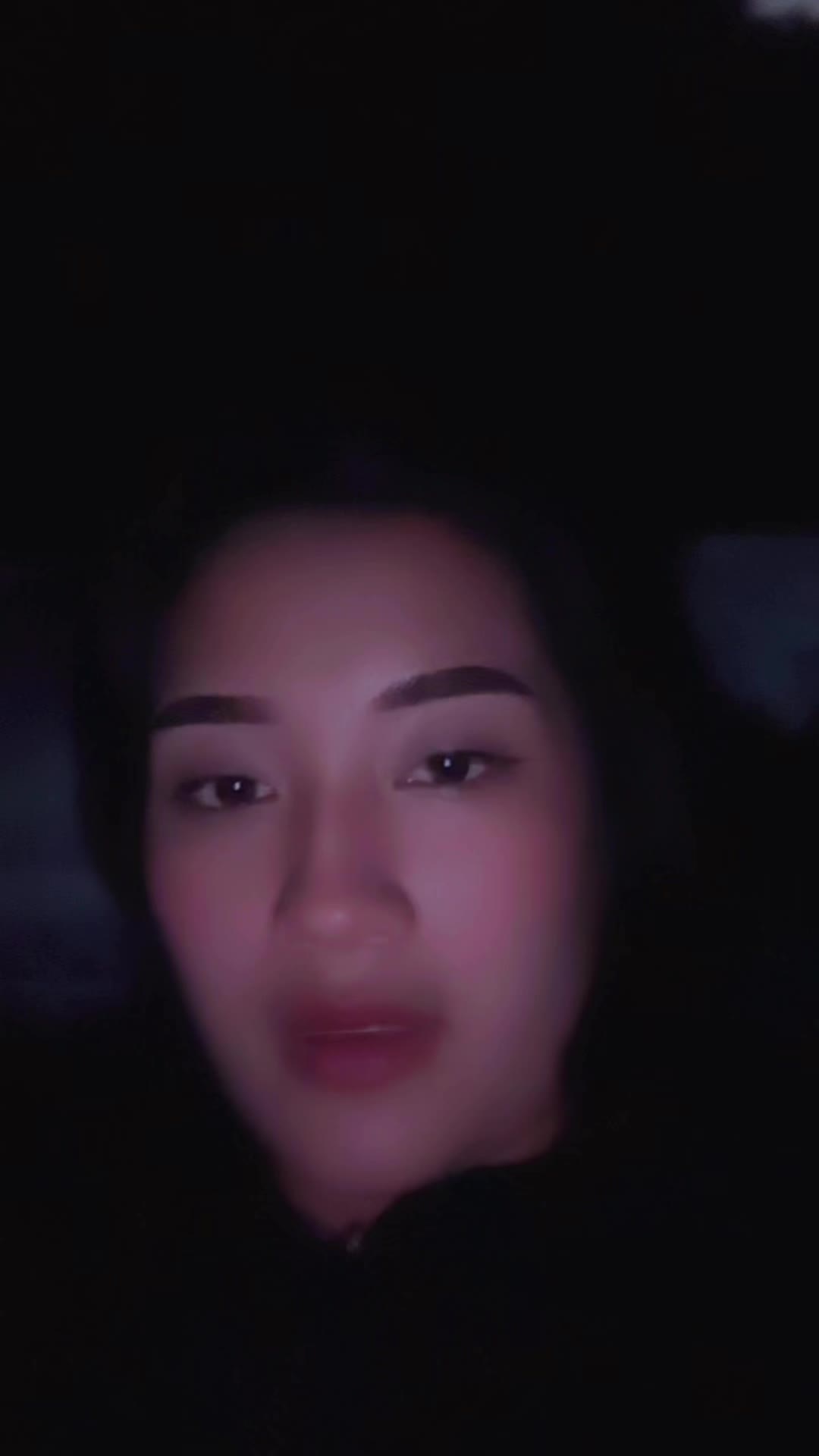 puasss lo pada ulyahha udah yah gue mau | Devi eviyana (@defy_eviyana)