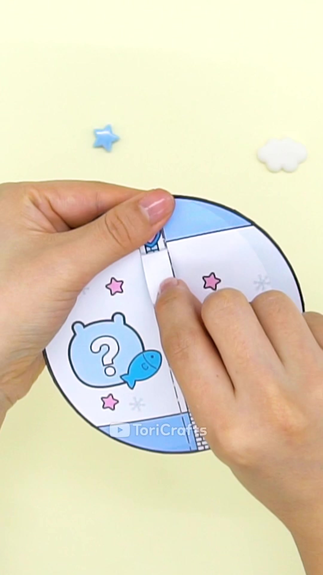 펭귄 종이인형 뽑기 Tori Surprise Doll | 토리와만들기 Tori Crafts (@toricrafts)