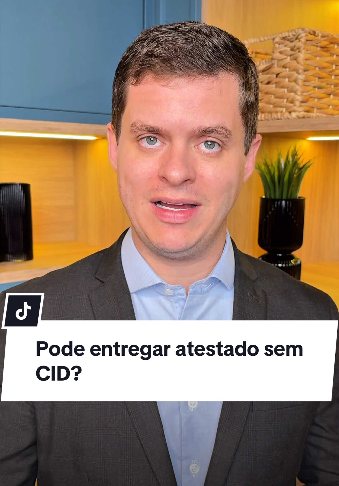 он же смотрел в сторону…. а там… | мlneralka (@maxa_piataxa)