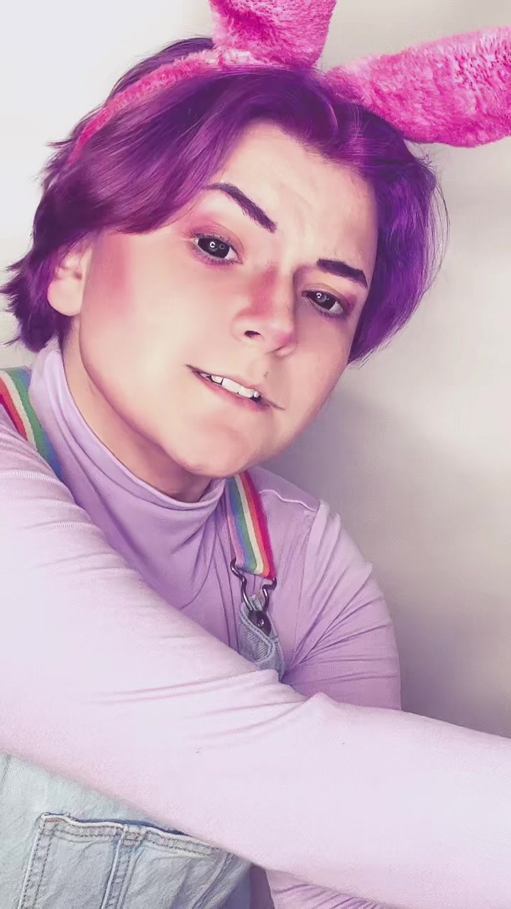 Jax is so much fun to cosplay, but so | Sav (@boil_bee_cos)