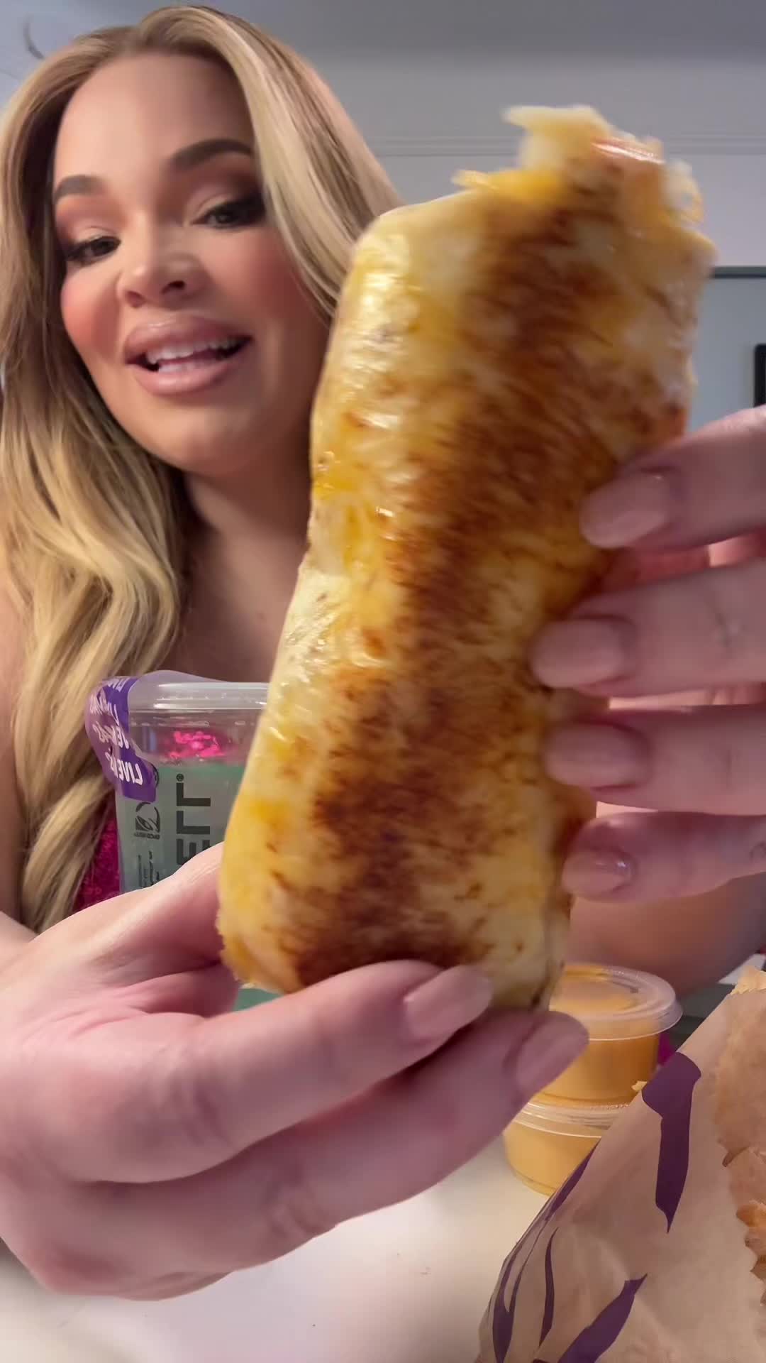 183.19K likes, 4.67K | trishapaytas (@trishlikefish88)