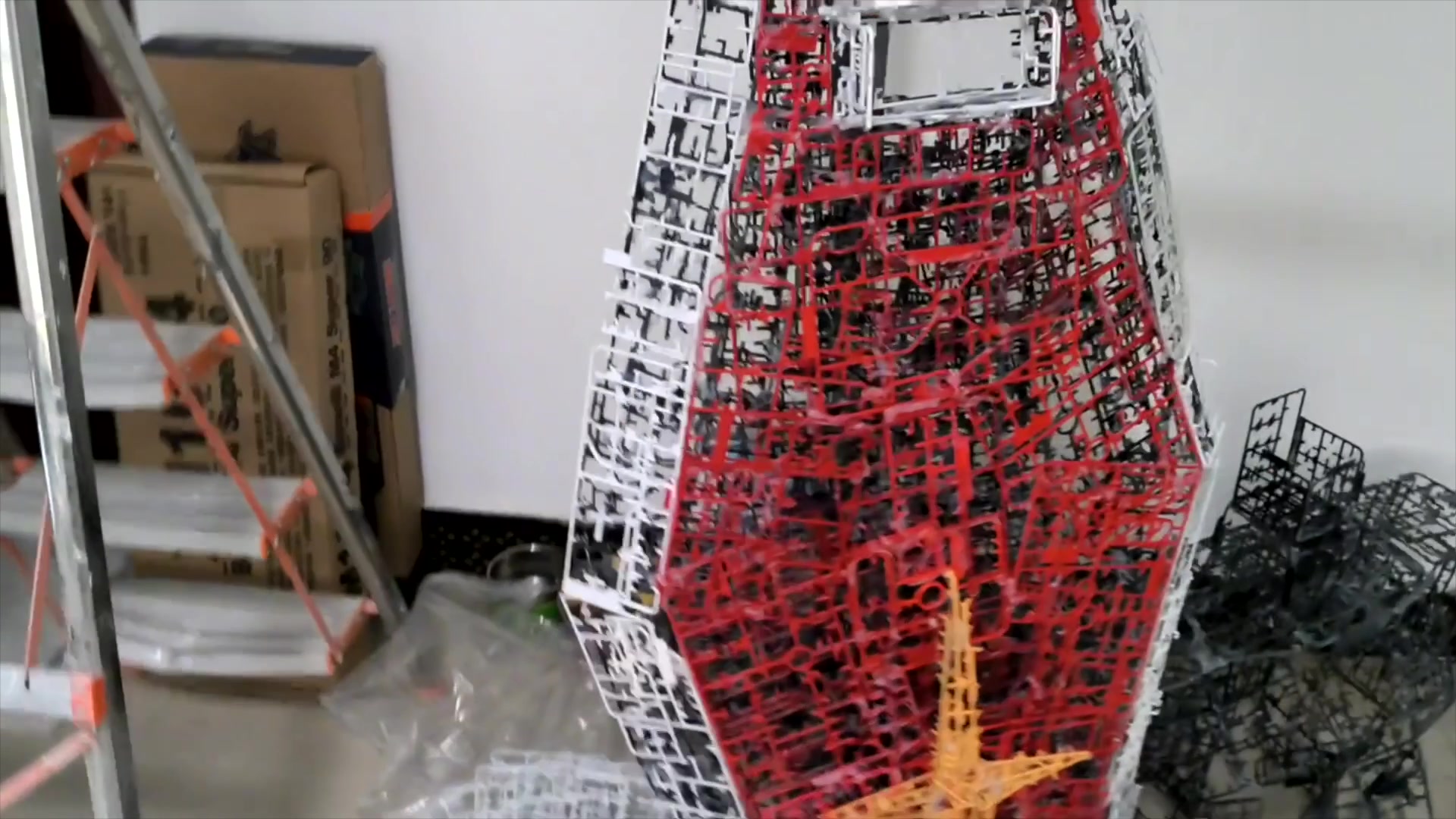 🤖 Building a life-size Rx-78-2 Gundam | Takara Model Studio (@takaramodel)