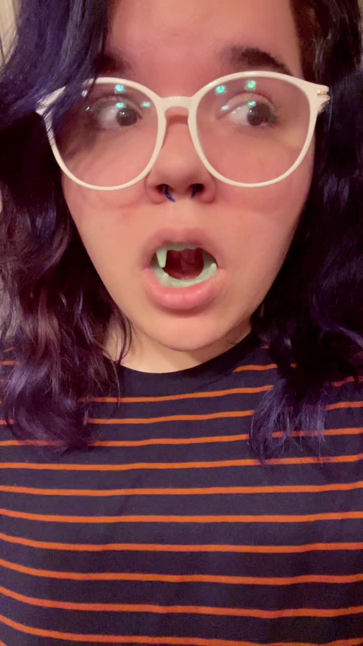 Oop #halloween #vampire | Kaylie Wheeler (@kayliewheeler0)