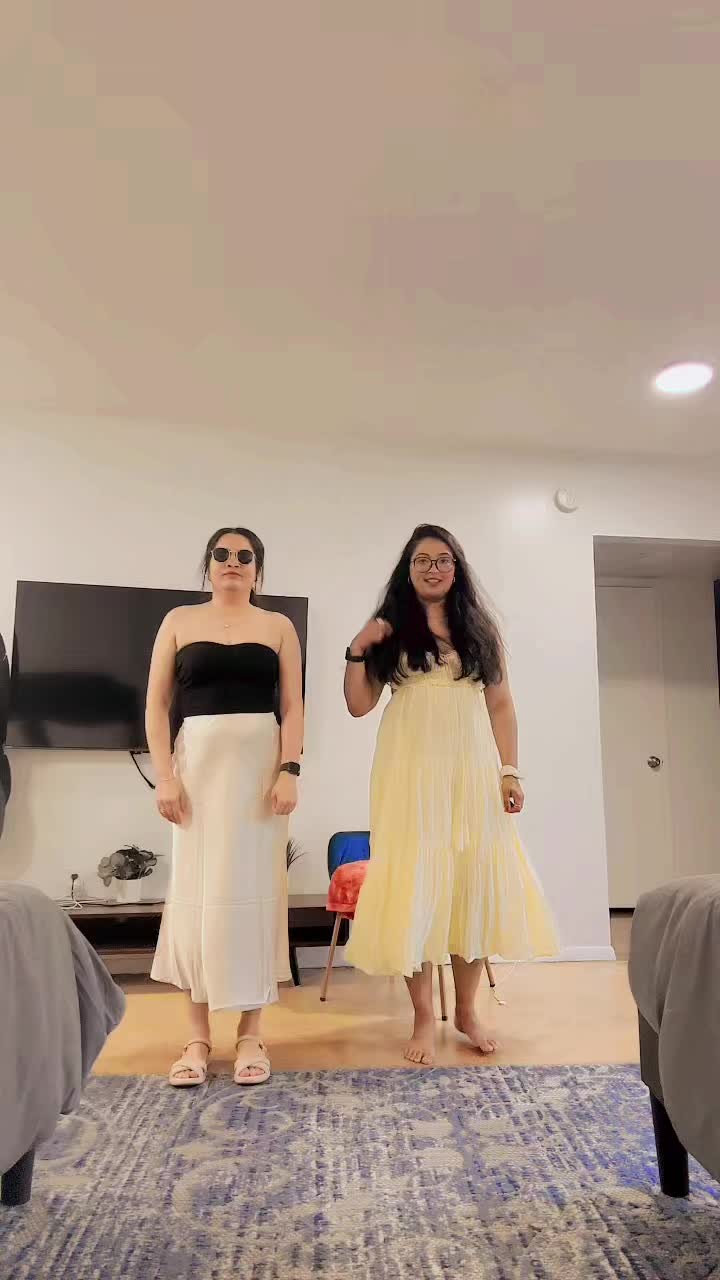 🦄 @nikkibhatt10 - Nikki Bhatt - TikTok