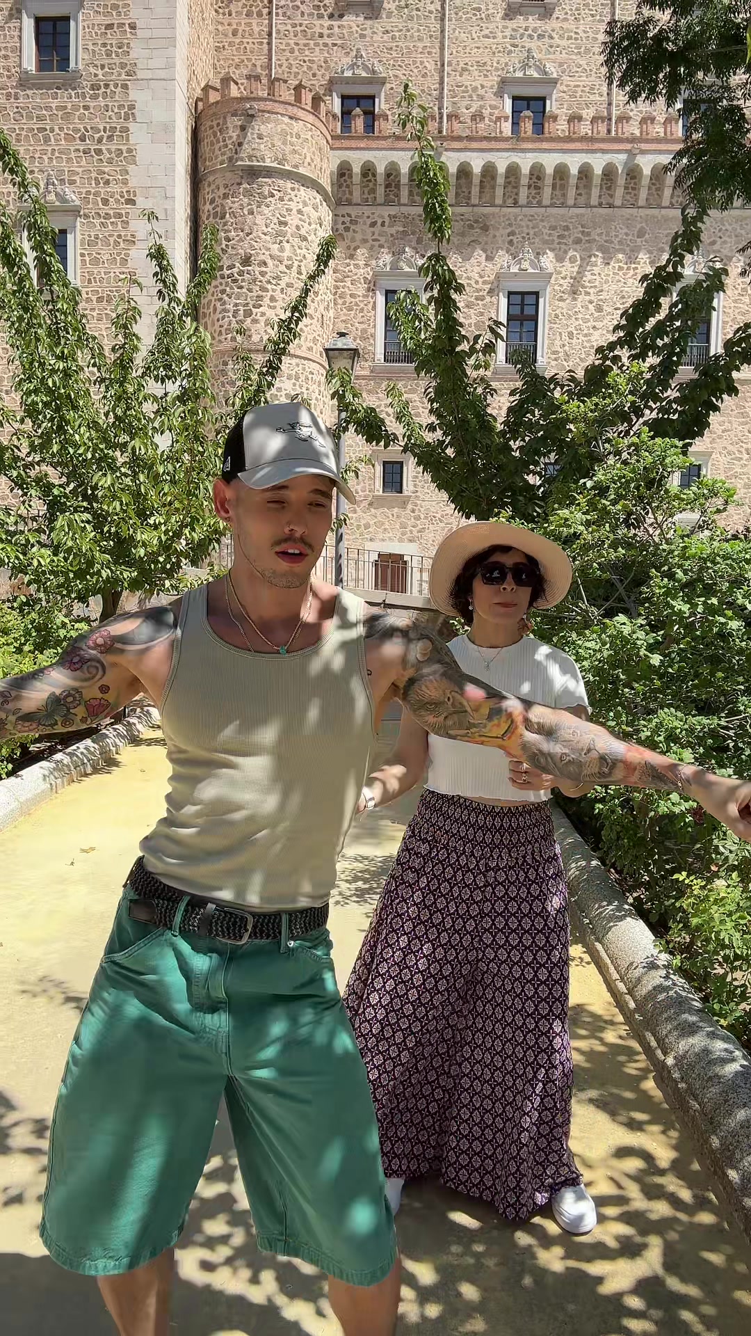 Les presento a mi tia tiktoker 🔥🇪🇸 | Xavier 🤟🏻 (@soyxavy)