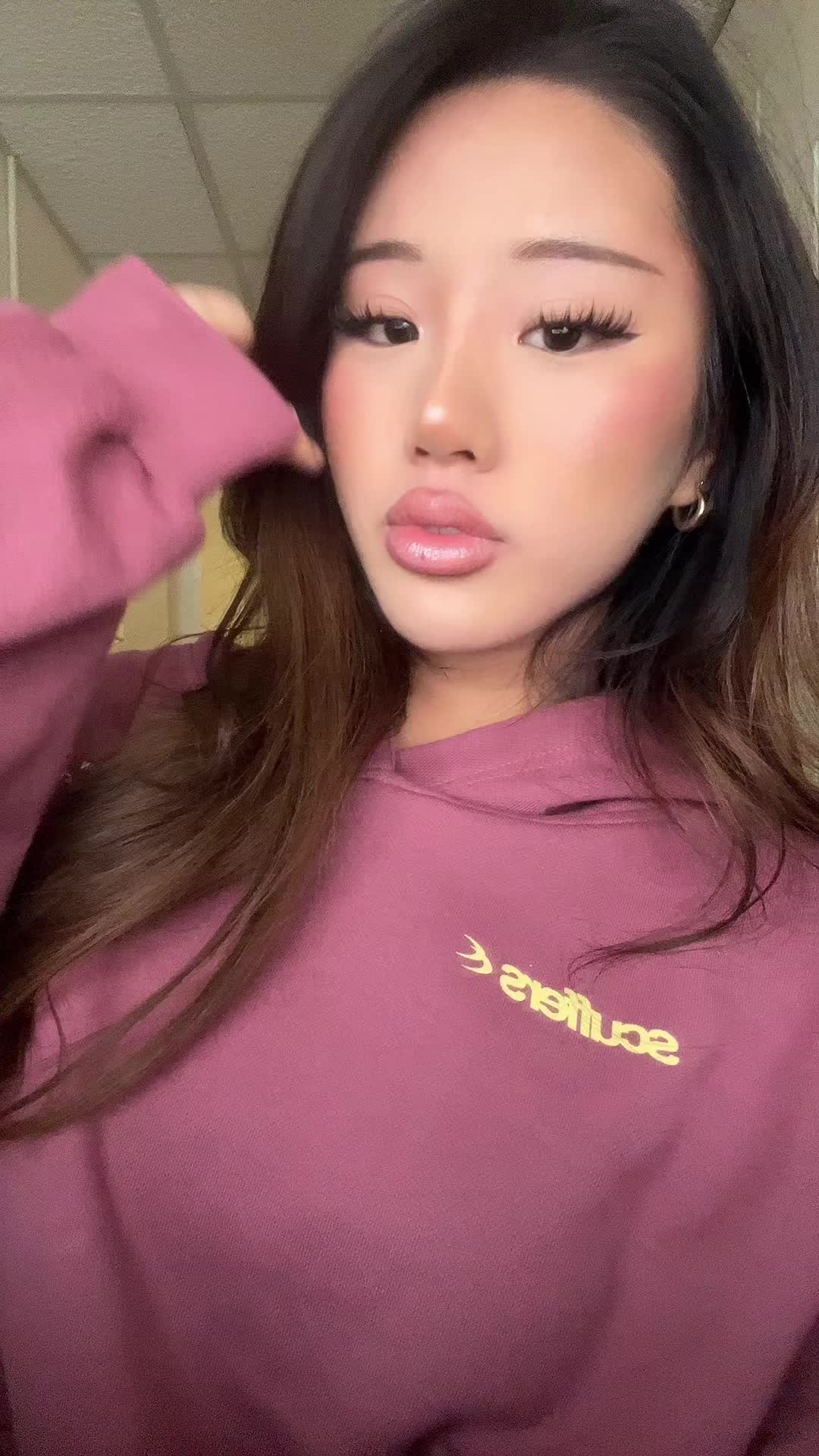 @SCUFFERS got me right #06 #asian | vee liette (@veeliette)