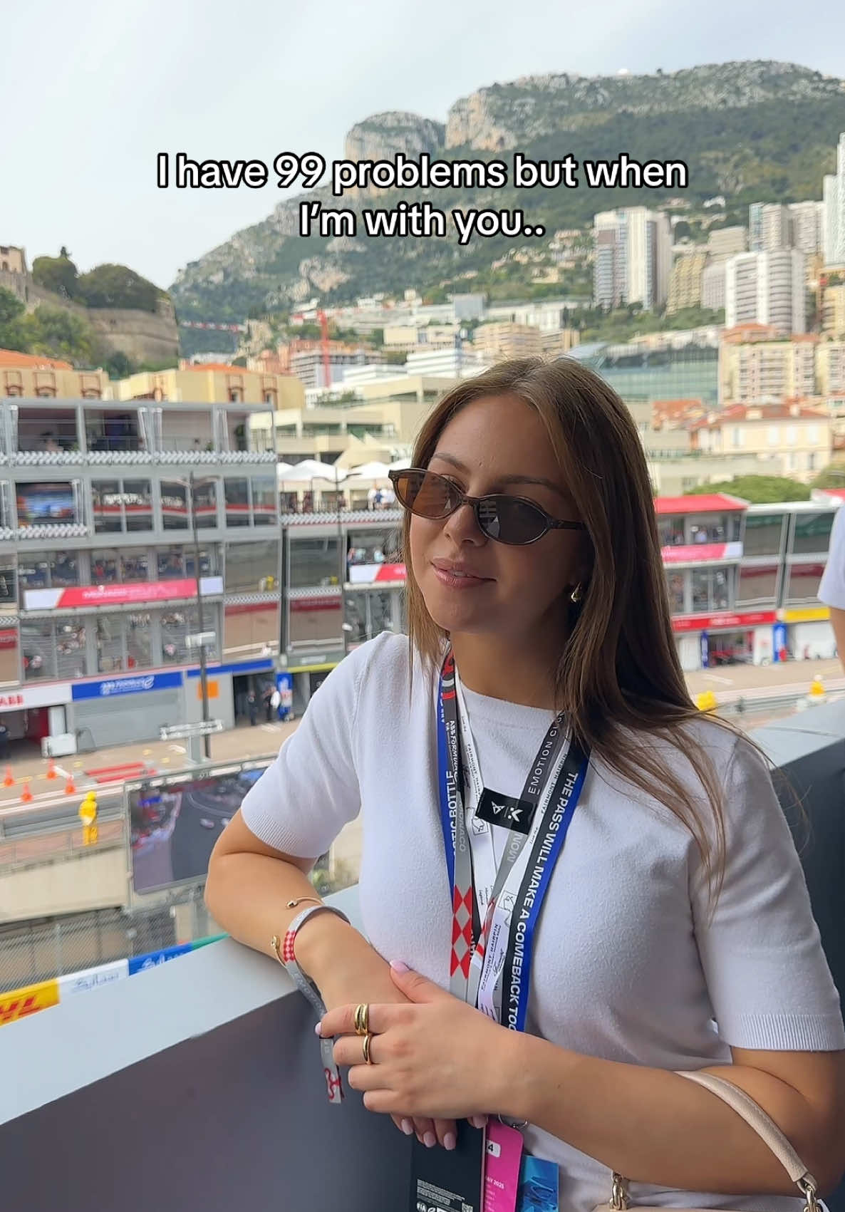 Juliahlrr (@juliaahlr) - Urlebird