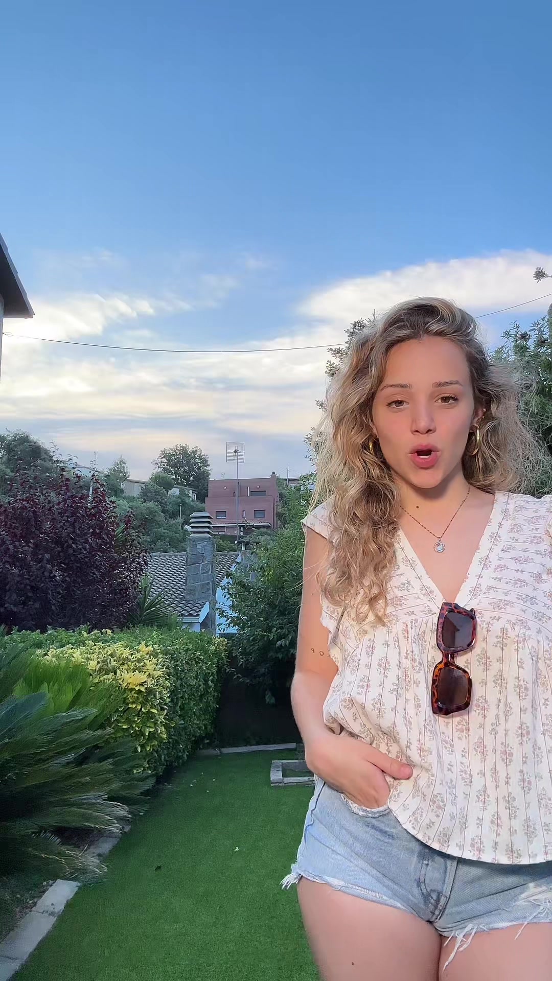 anitarqp (@anitarqp) - Urlebird