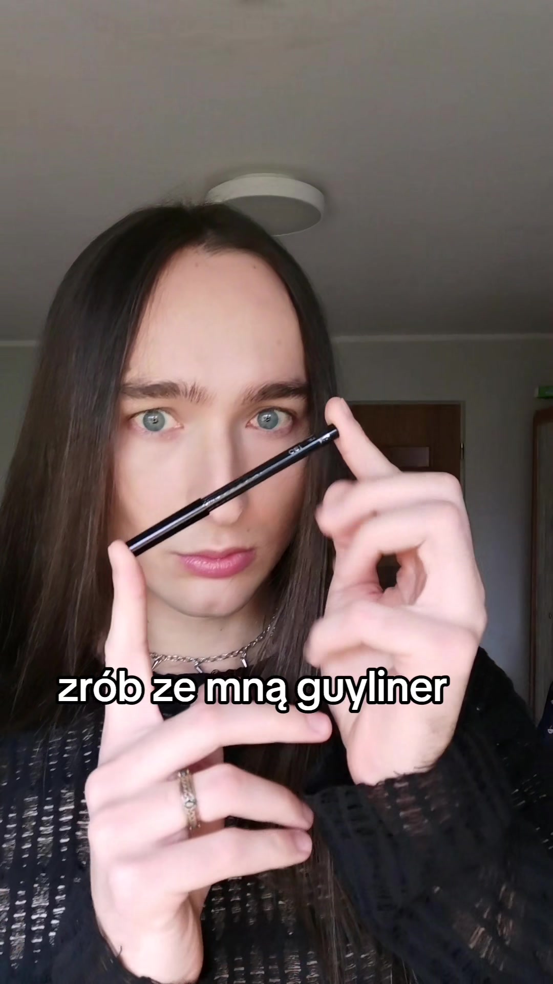 jestem wampirem 🩸🥀 muszę sobie jakieś | lavern quinn (@itslavernquinn)