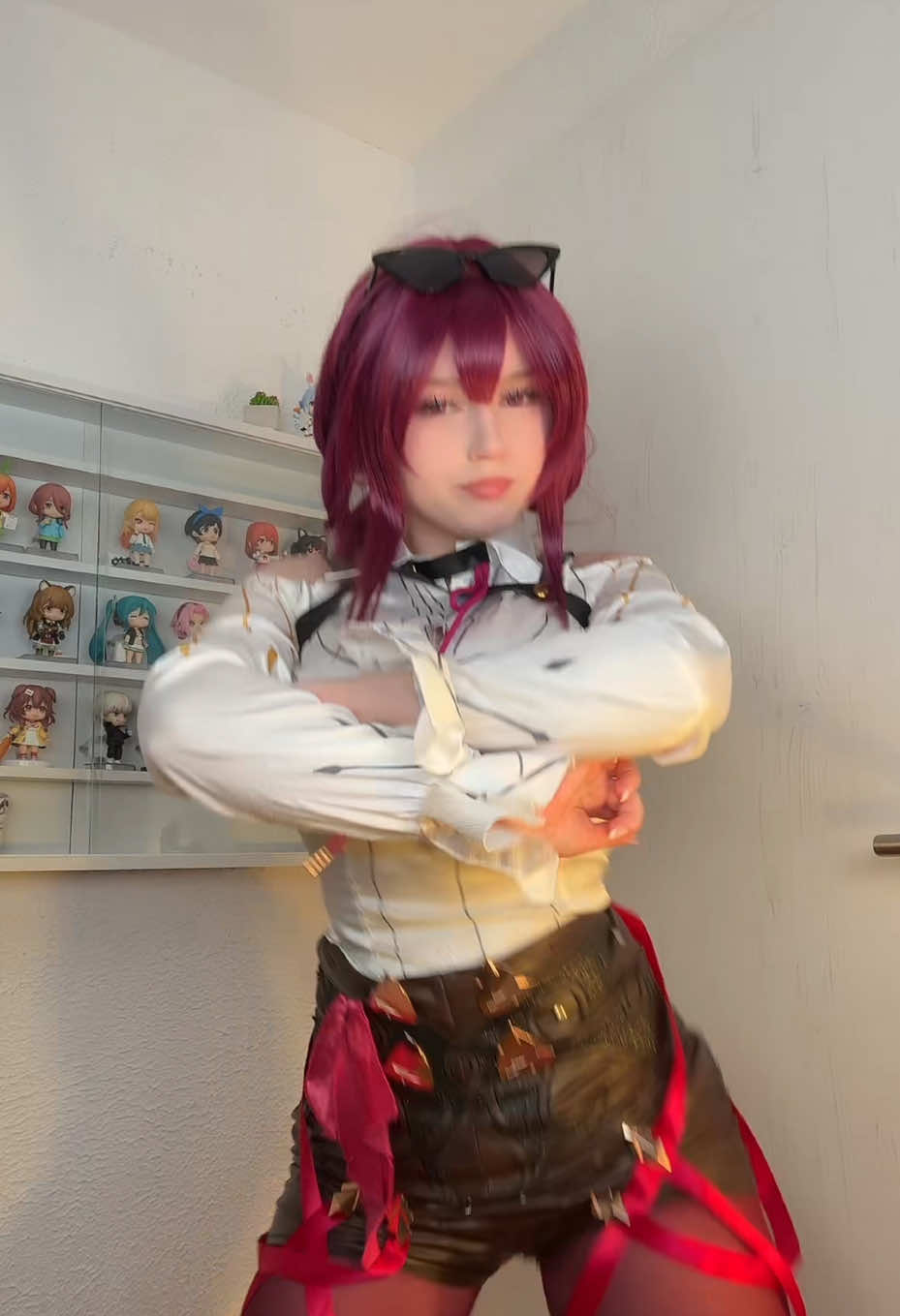 twitch.tv/upminaa (@upminaa.cos) - Urlebird