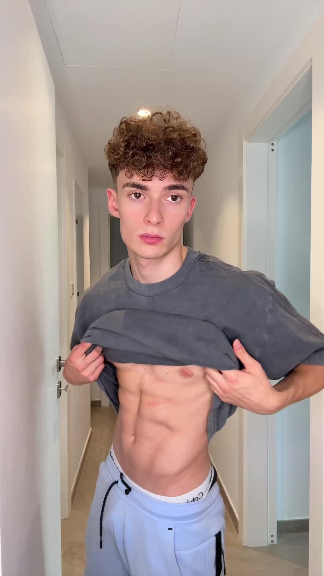 Liam & Romeo (@liamandromeo) - Urlebird