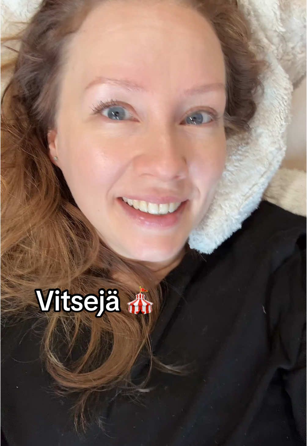 Jäi vaan yks kysymys ja se on se et | Riika Koponen (@riikakoponen)