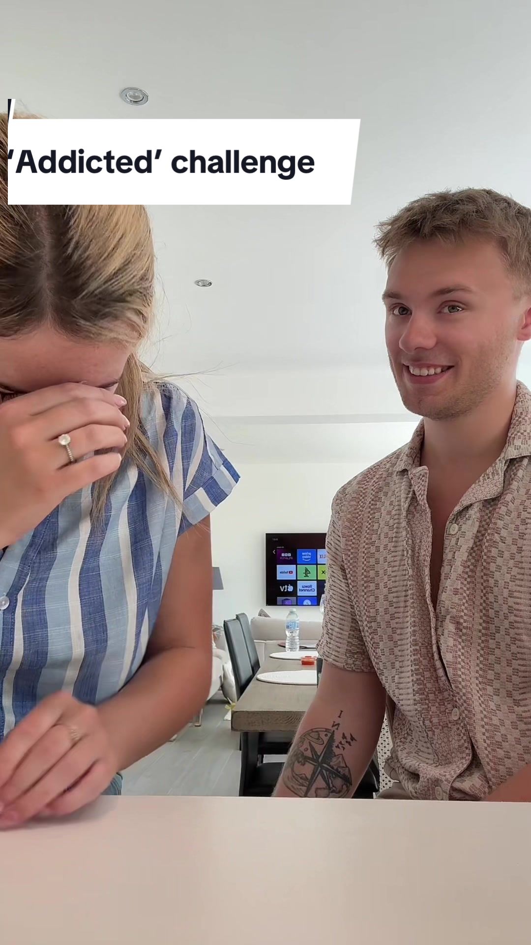 💥 Chlo and Matt 🦋 (@chloandmatt) - Urlebird