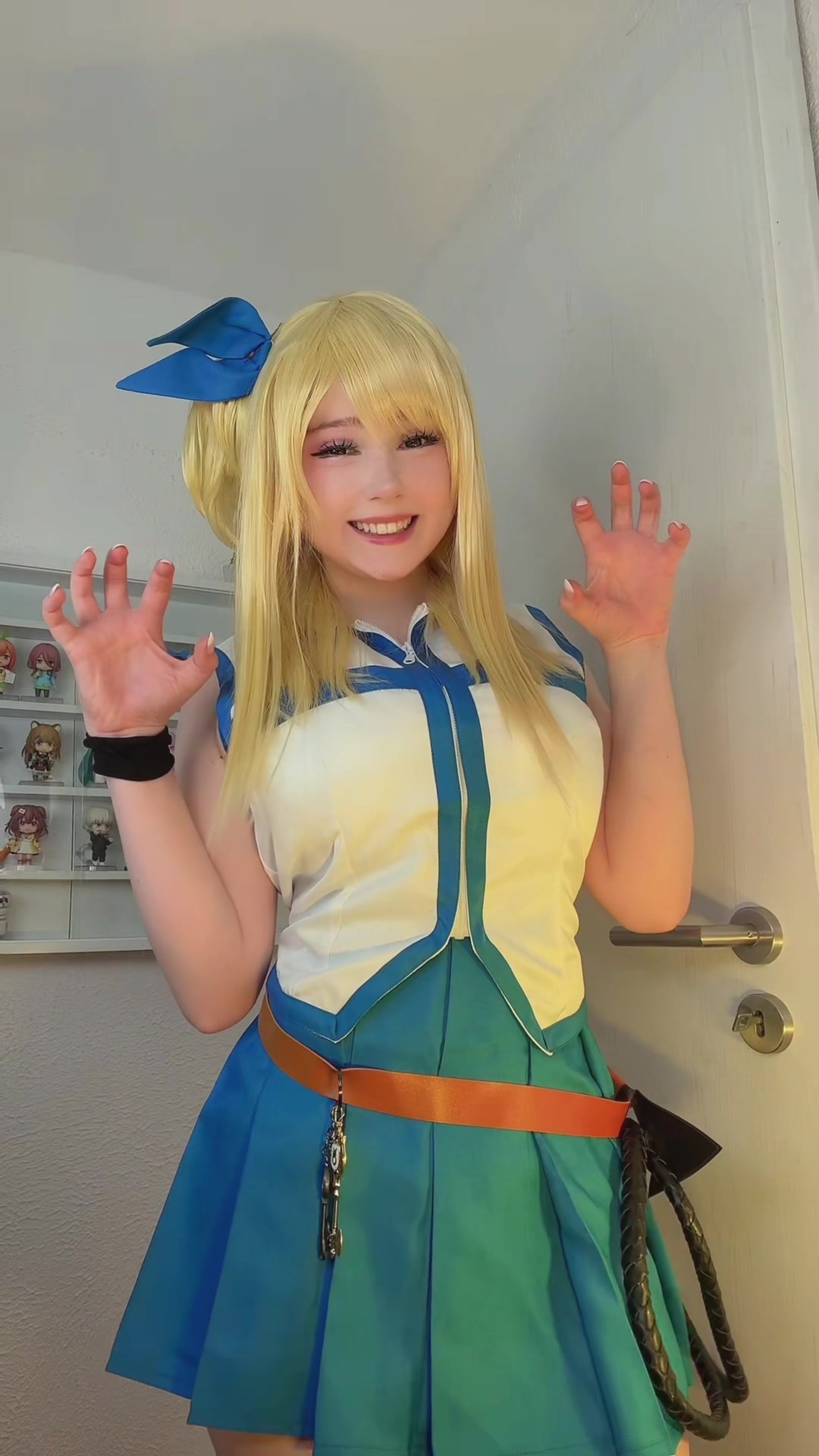 twitch.tv/upminaa (@upminaa.cos) - Urlebird