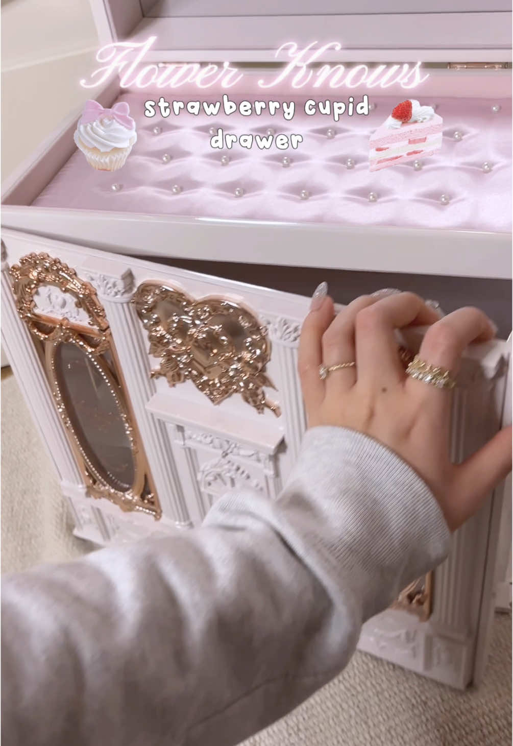 mira daisy (@_miradaisy) - Urlebird