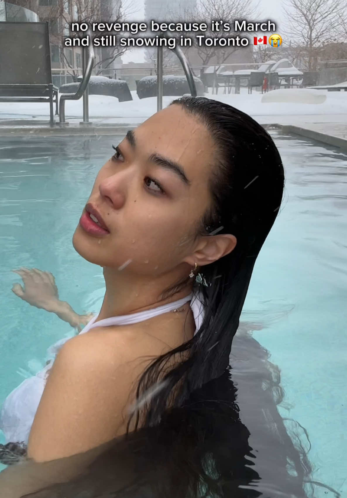 just Toronto things 😭 (video is from a | Nemo (@akanemsko)