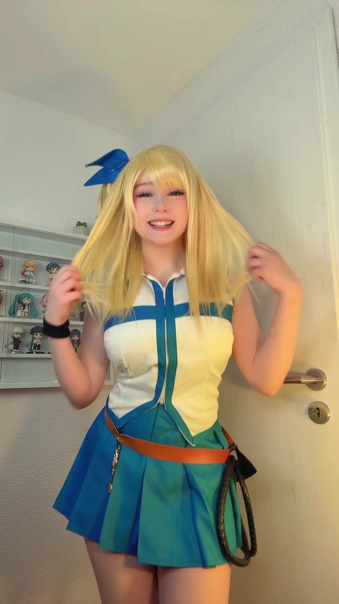 twitch.tv/upminaa (@upminaa.cos) - Urlebird