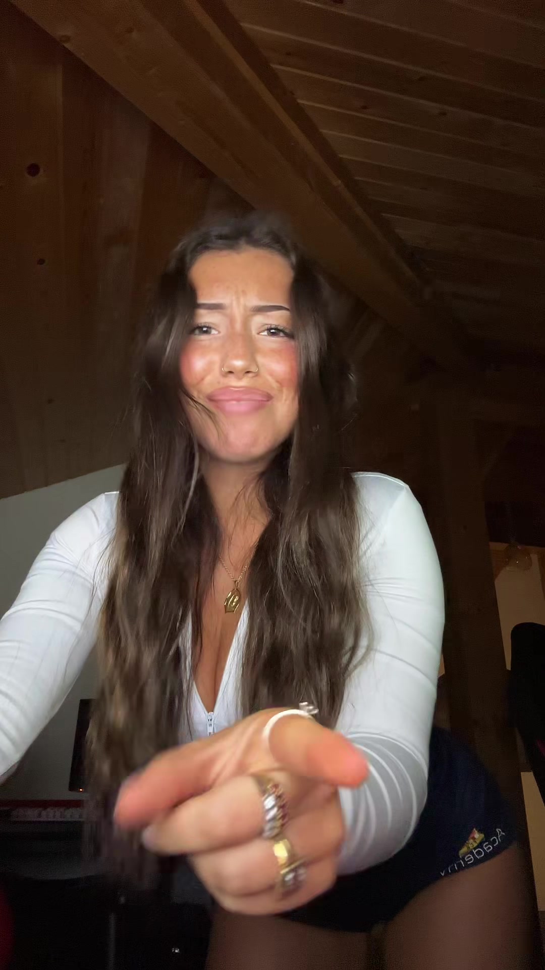 chiarita (@chiaaarita) - Urlebird