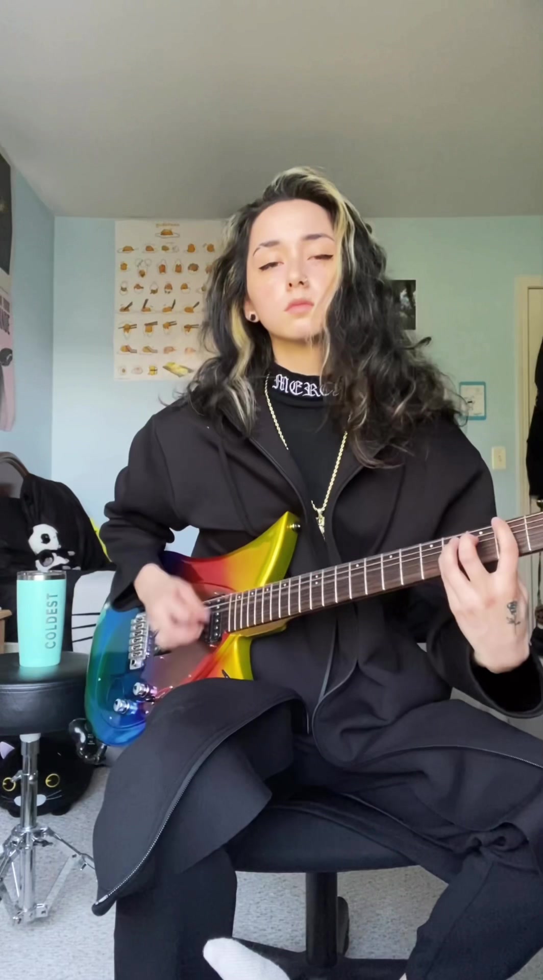 Power chords are fun sometimes :) | Jess (@jesslaimieritz)