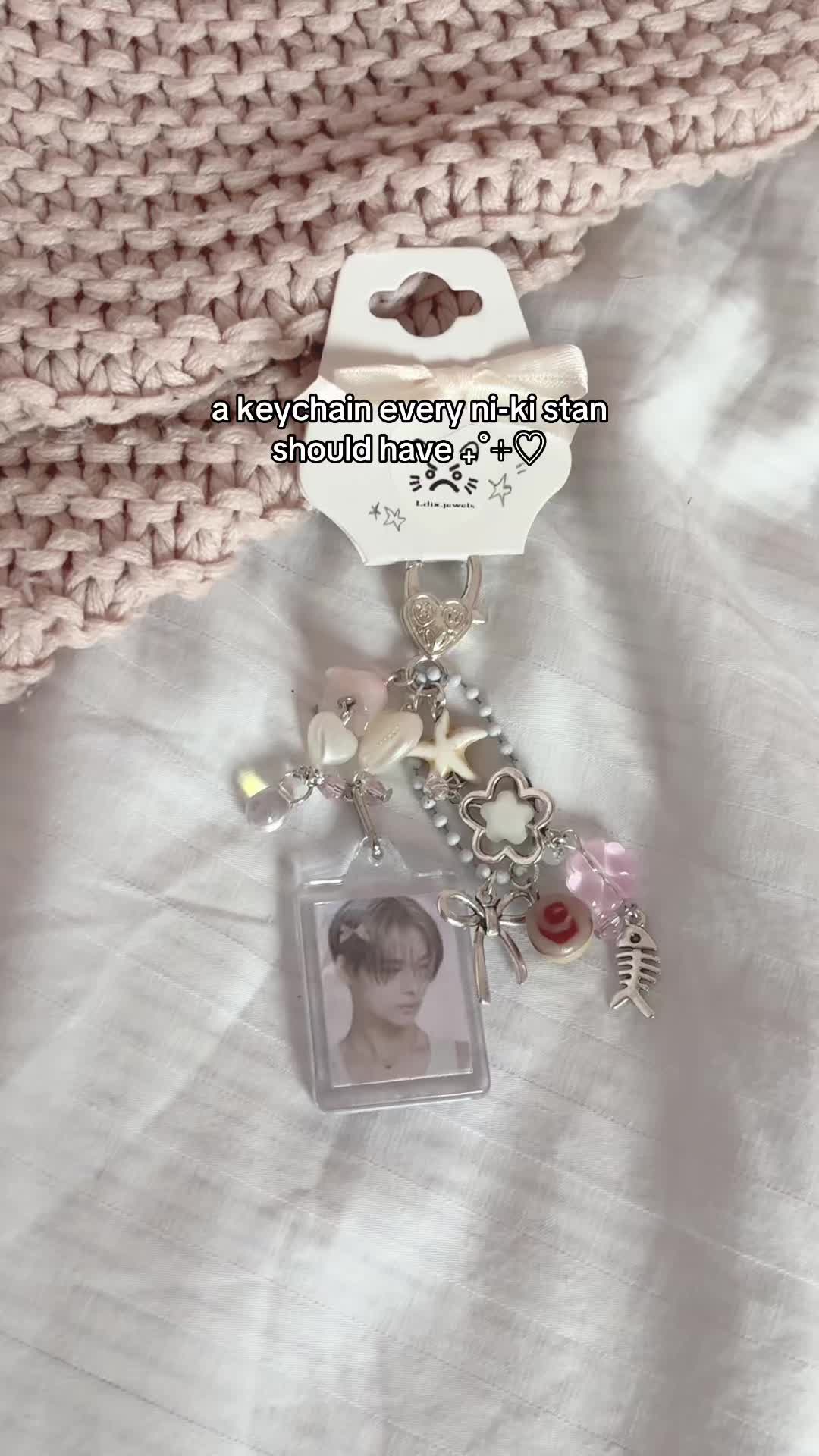 mira daisy (@_miradaisy) - Urlebird