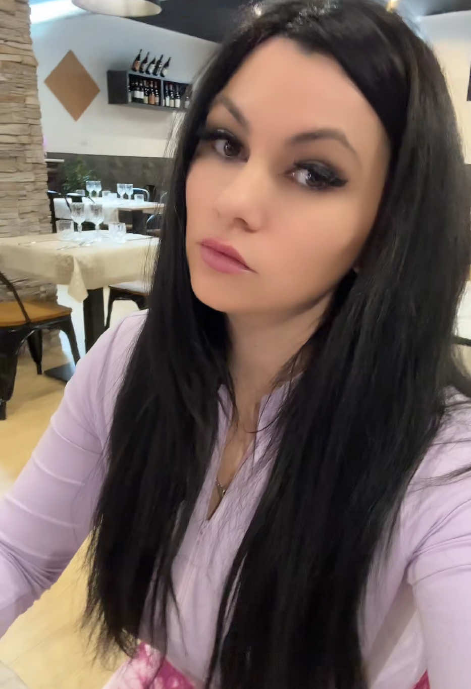 Elena Chebaru (@elenachebaru) - Urlebird