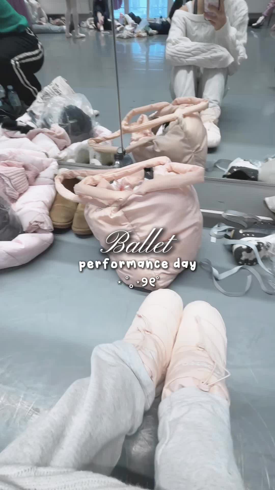 mira daisy (@_miradaisy) - Urlebird