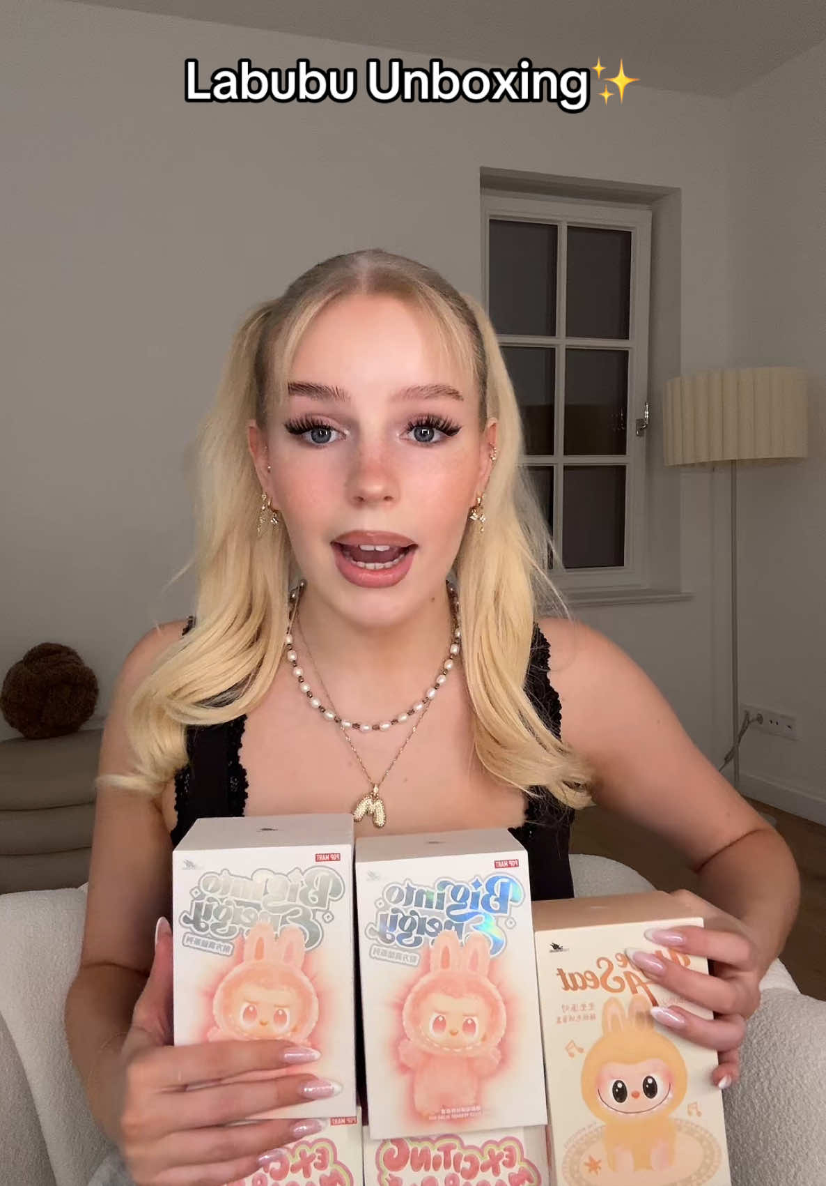 mia (@mialiliaa) - Urlebird