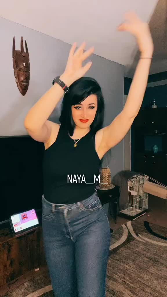 #raghs | Naya (@naya__m__)