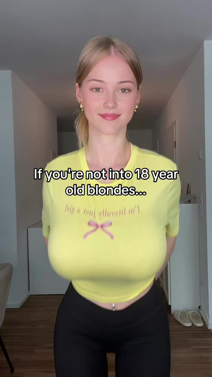 lily (@lilysmilkies) - Urlebird