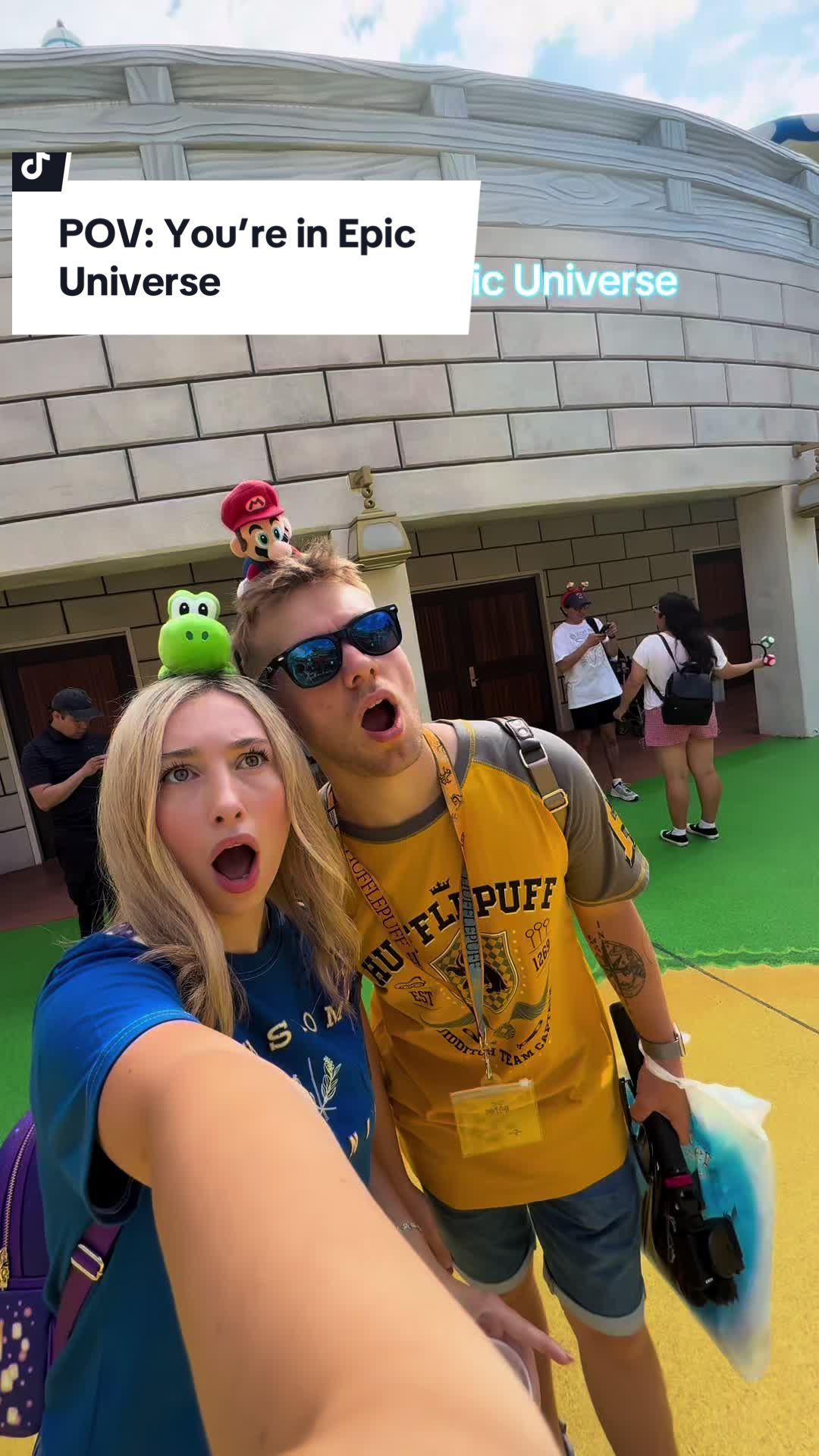 💥 Chlo and Matt 🦋 (@chloandmatt) - Urlebird