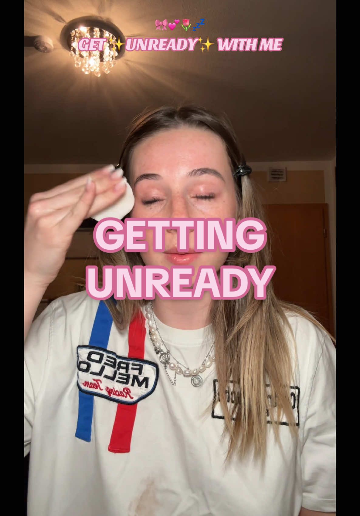 JennyⒷ (@jennybelly_) - Urlebird