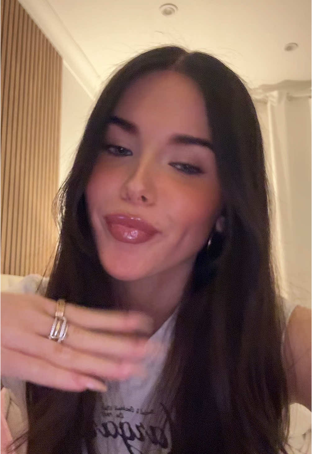 Clarissa Bea (@clarissabeaa) - Urlebird