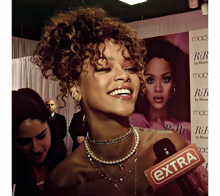 and the pronouns ️ [ scp: | maks (@sqnnynoir)